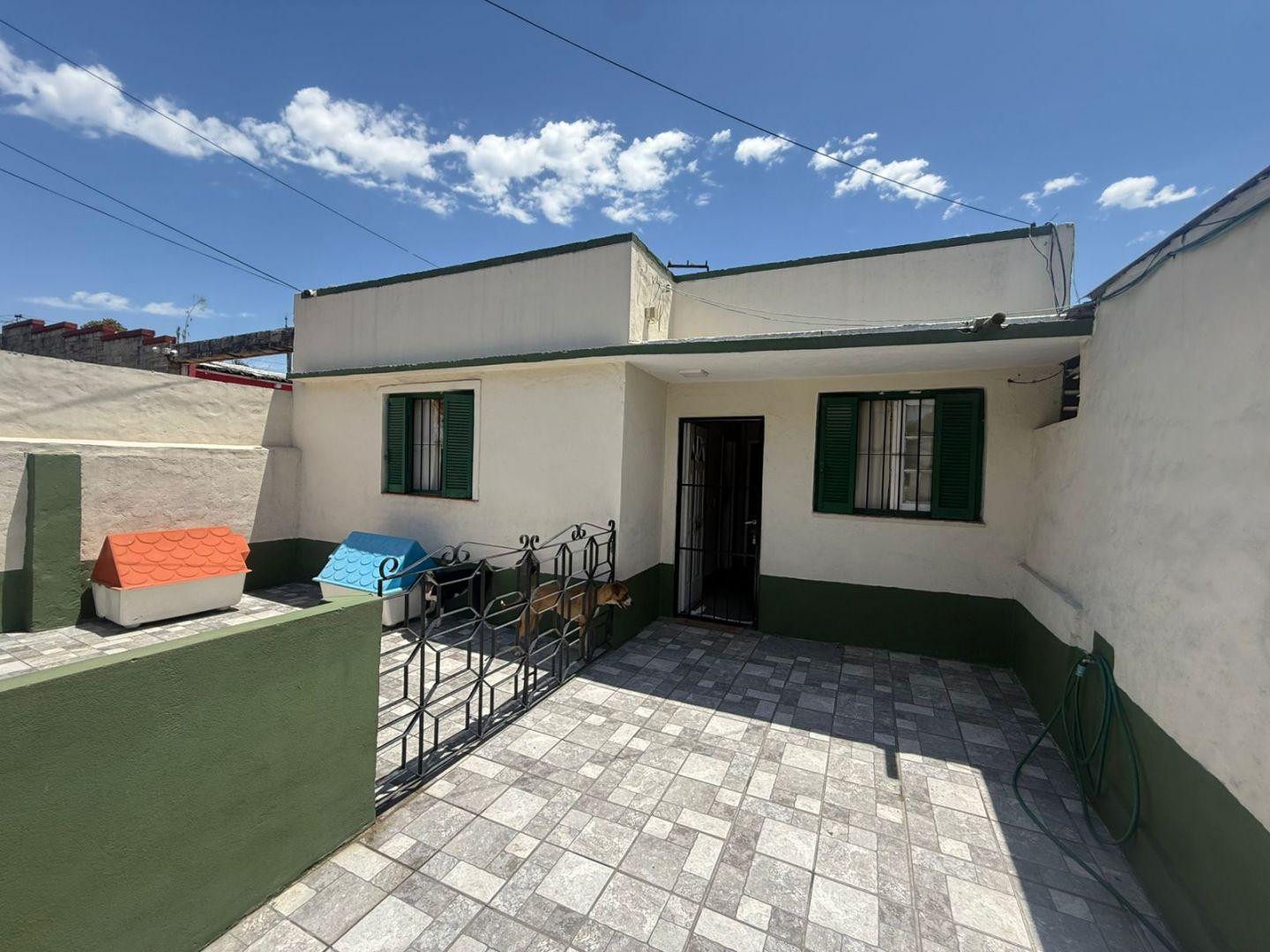 Alquiler PH 1 dormitorio, Este, 50m2, Spandonari 3800, Caseros, Buenos ...