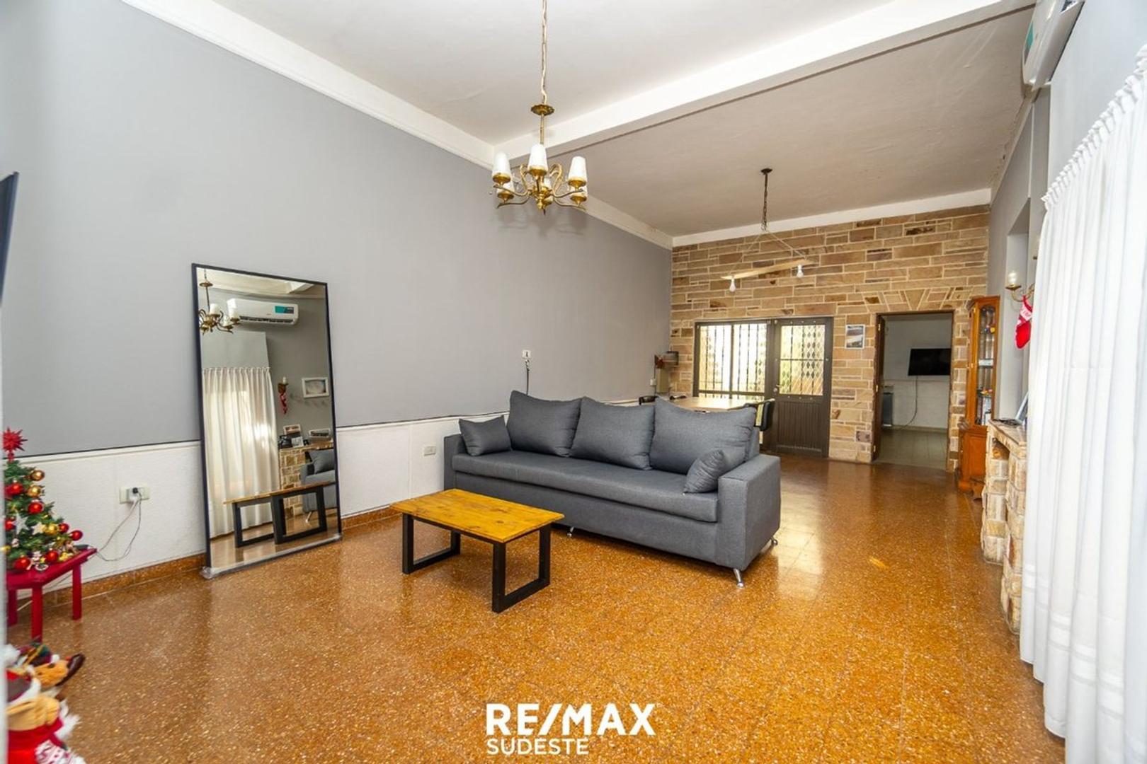 Venta Casa 45 años 3 dormitorios, 200m2, 1 cochera, Rondeau 1100, Bahia ...