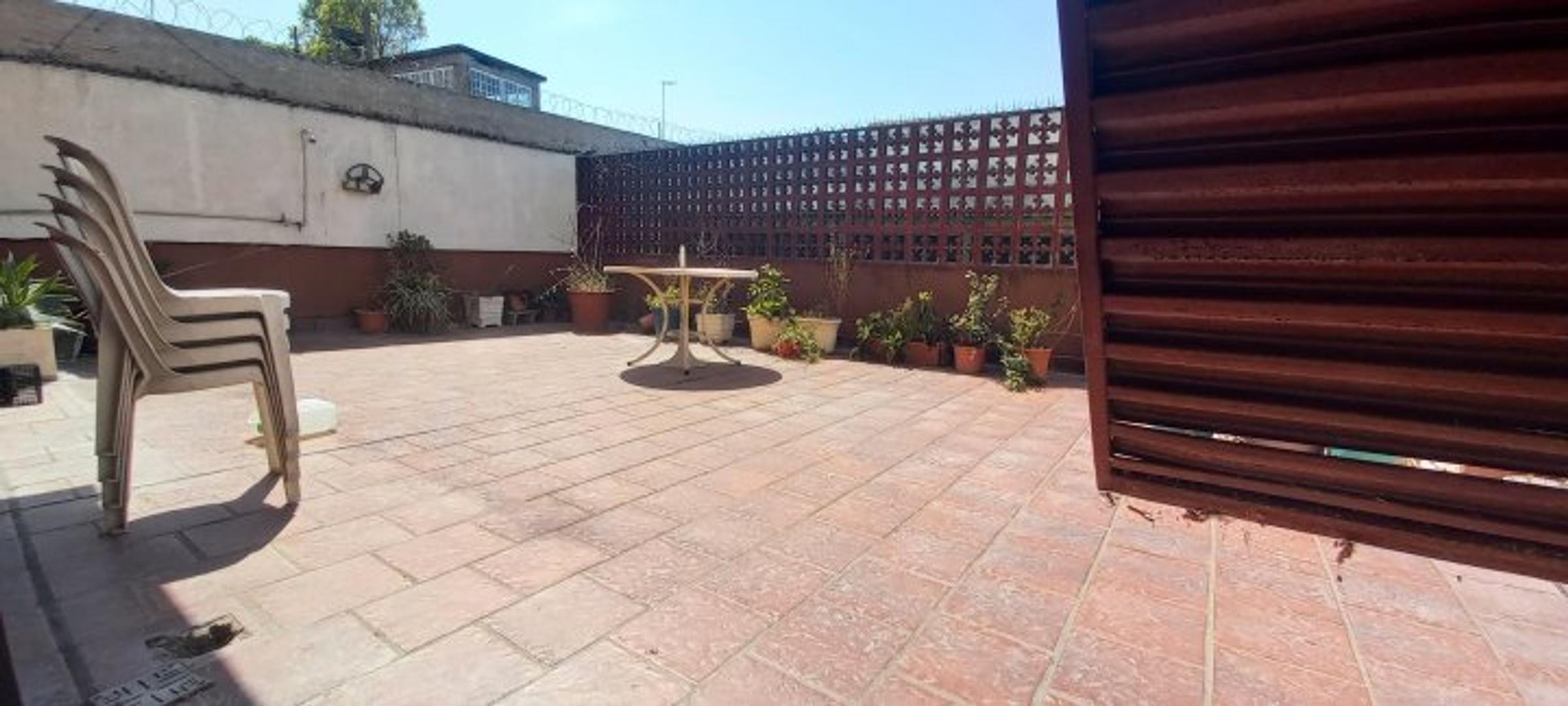 Departamento Venta 3 ambientes 41 años, 103m2, 1 cochera, Av Eva Peron ...