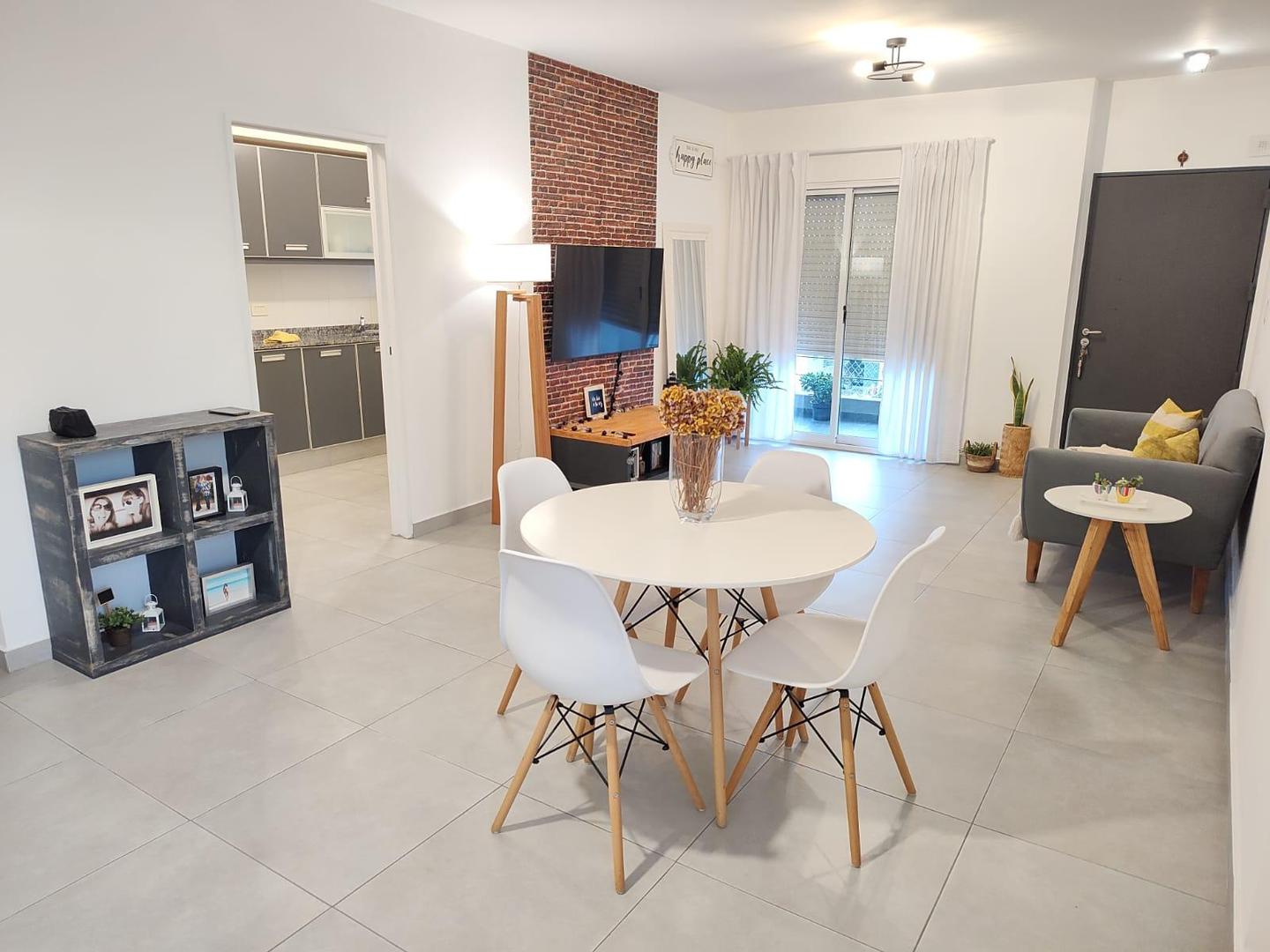 Departamento Venta 2 ambientes a estrenar, Frente, 1 cochera, Capdevila ...