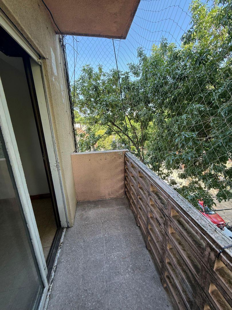 Venta Departamento 50 años 2 dormitorios, 47m2, Frente, Nazarre 4600 ...