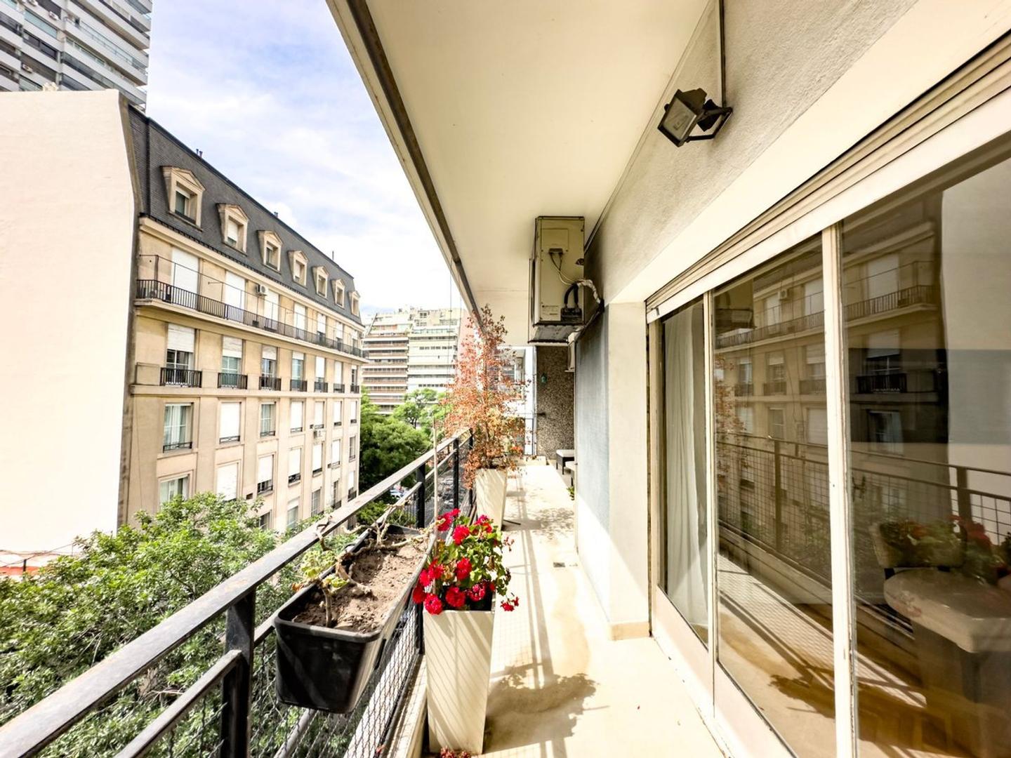 Venta Departamento 61 años 4 dormitorios, 152m2, Frente, Ortiz Ocampo ...