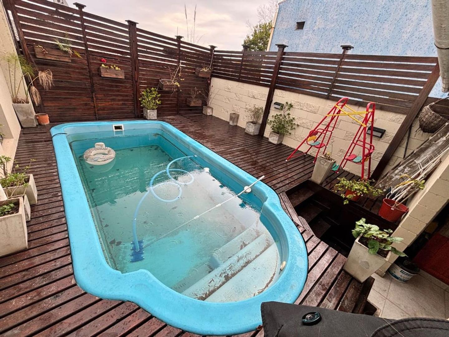 Venta Casa 3 dormitorios 26 años, 8 cocheras, 245m2, Independencia 2100 ...