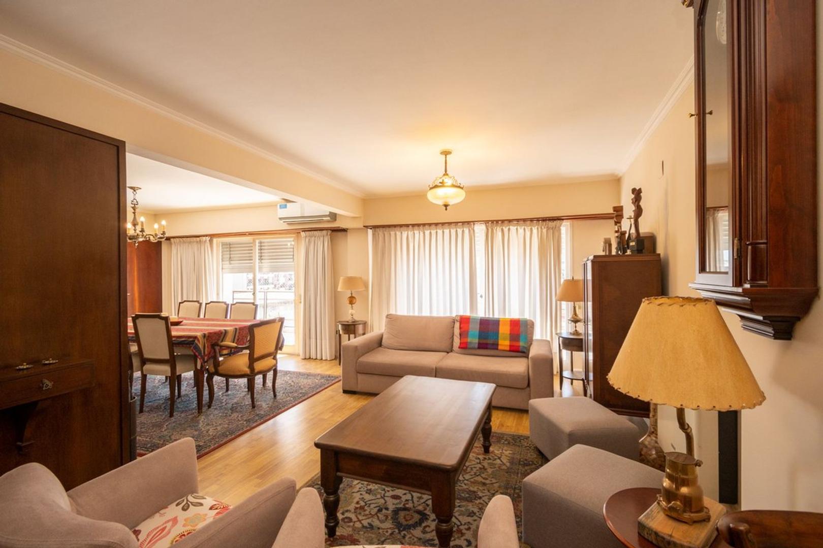 Venta Departamento 3 dormitorios 46 años, 1 cochera, 180m2, San ...