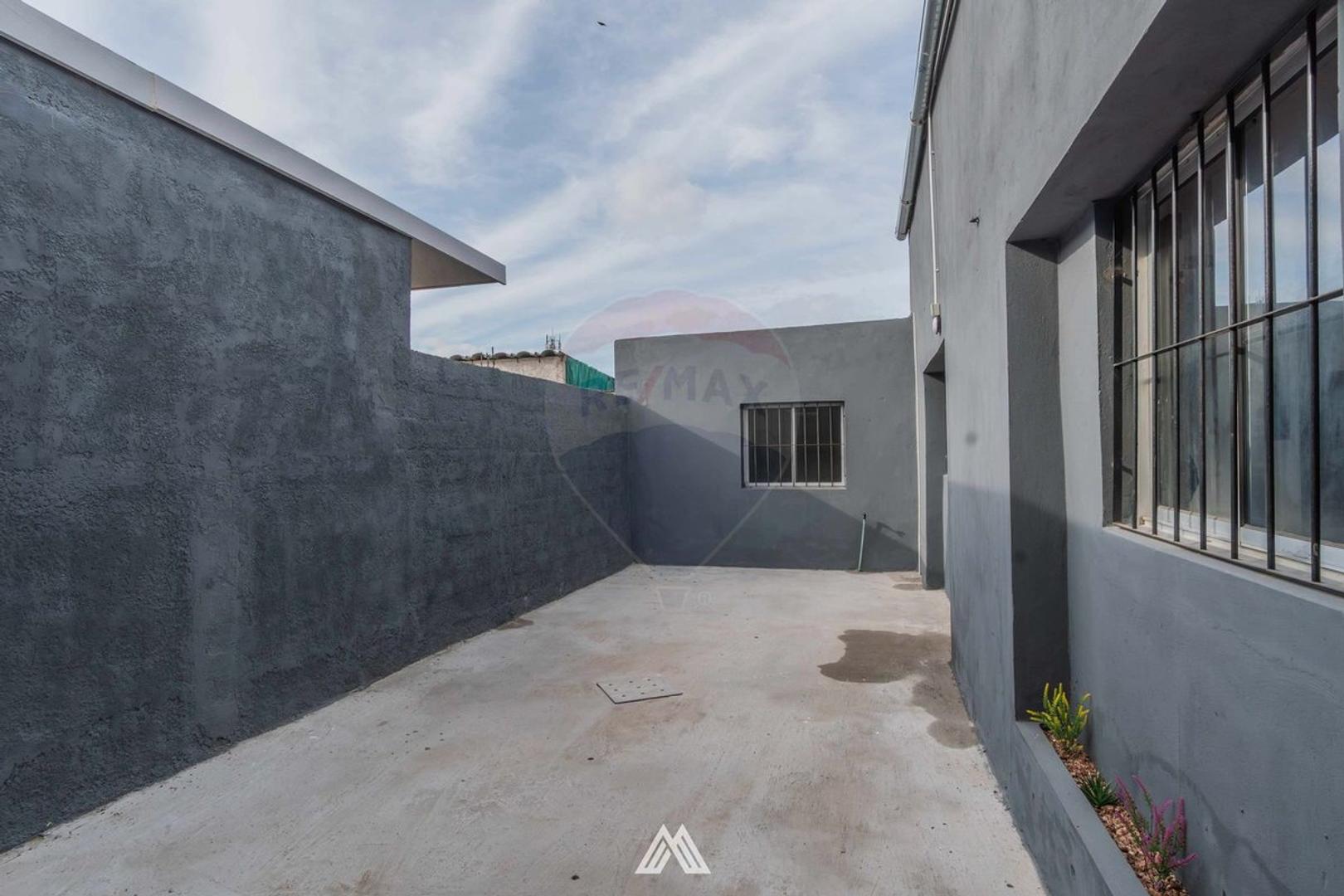 Alquiler Casa 1 año 2 dormitorios, 50m2, Baltasar Brum 1000, Pando ...