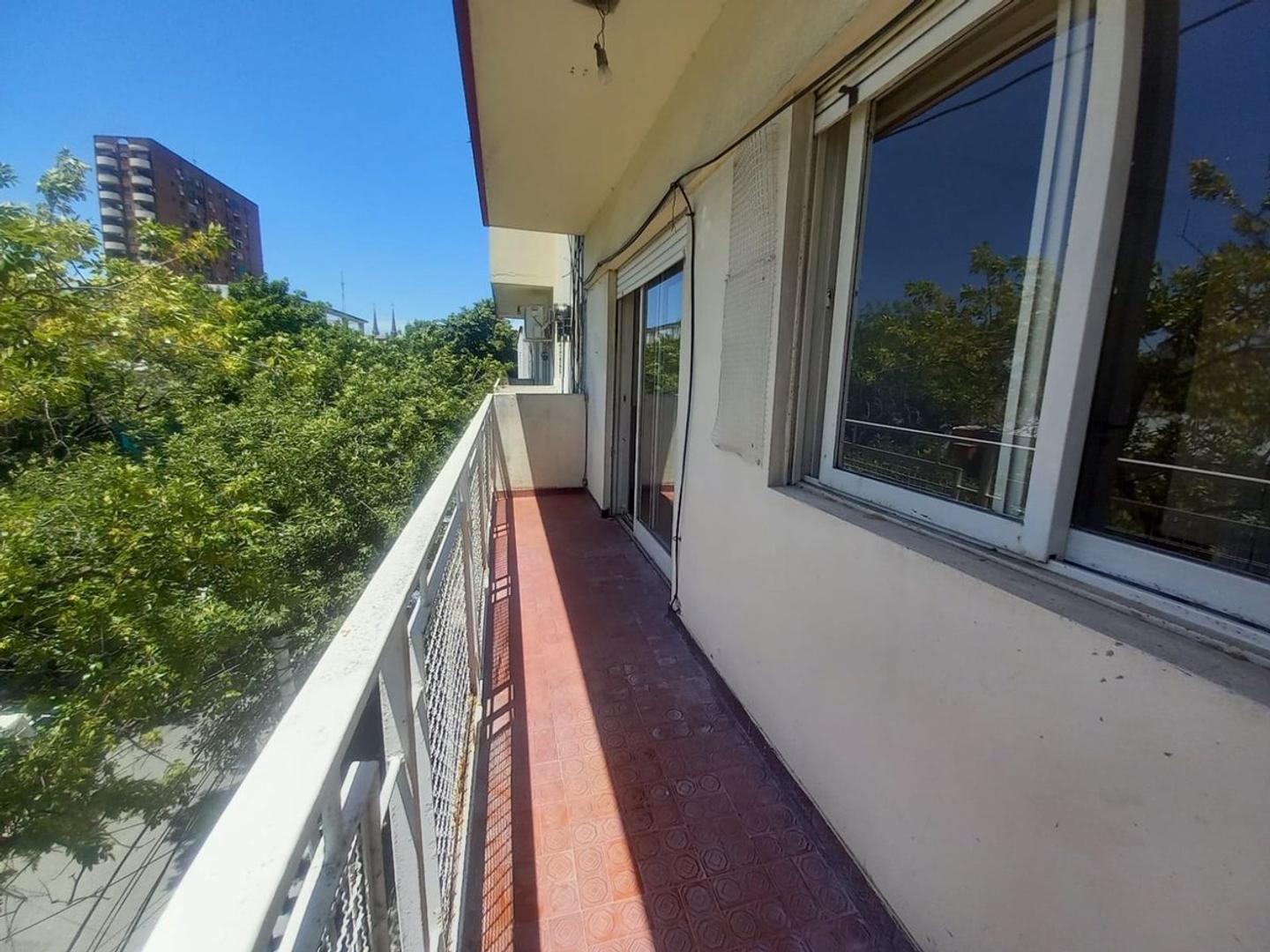 Alquiler Departamento 1 dormitorio 51 años, Frente, Este, Tres Arroyos ...