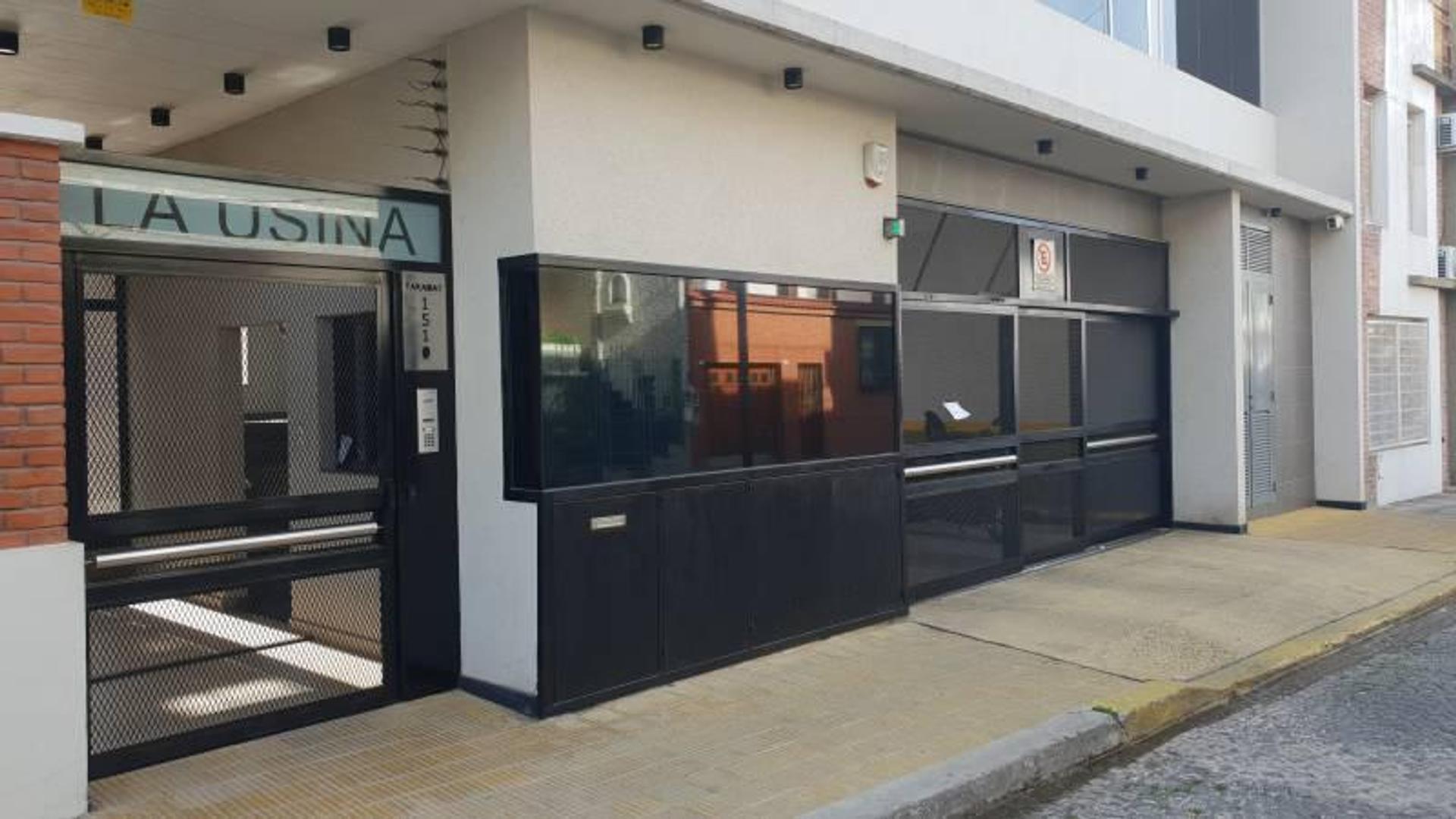 Cochera en Alquiler en parque chacabuco, fija y cubierta, Faraday 1510 ...