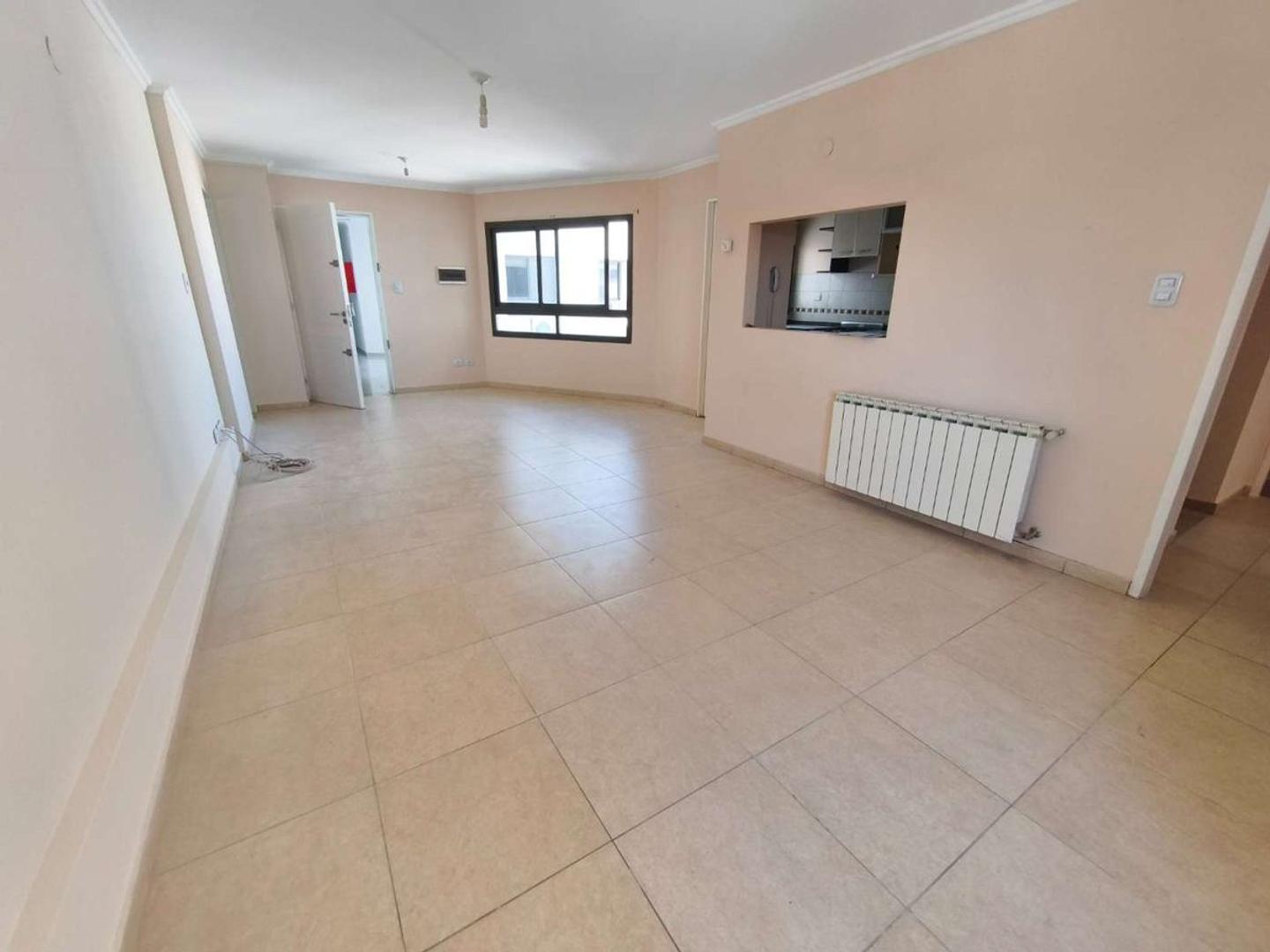 Departamento Venta 2 ambientes 17 años, 80m2, Lateral, José María ...