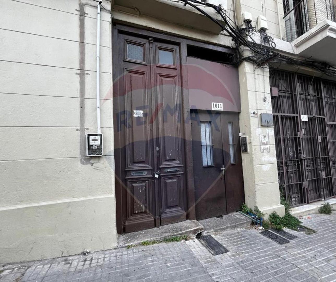 Venta Departamento 59 años 4 dormitorios, 56m2, Barrios Amorin 1600 ...