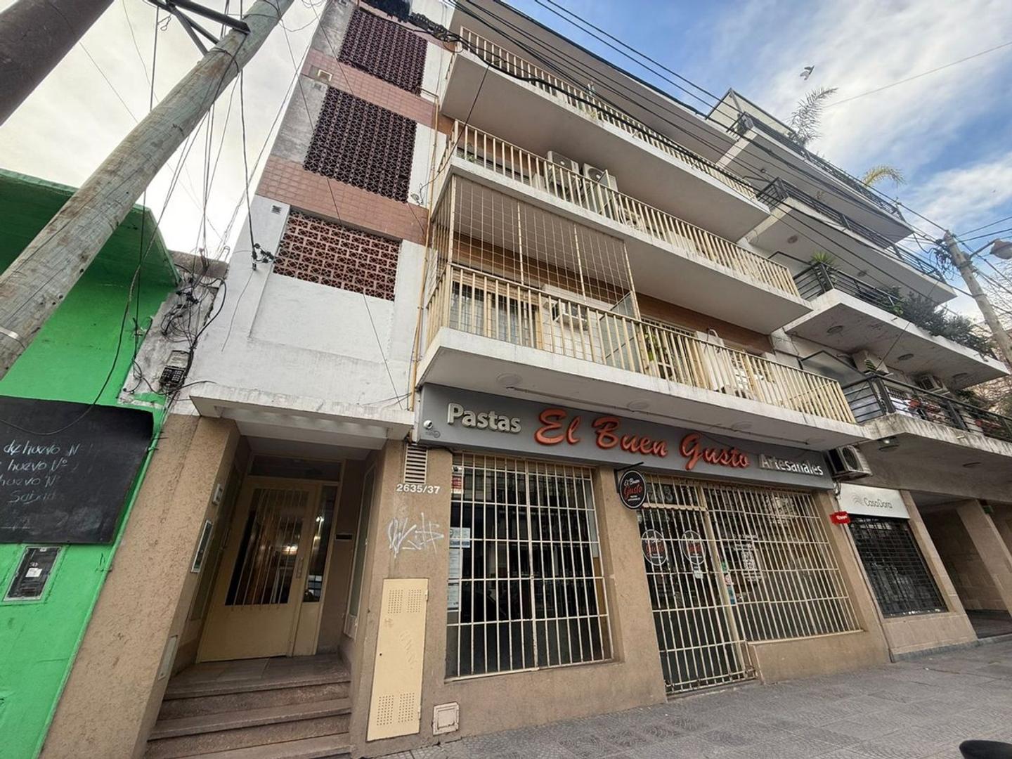 Departamento Venta 35 años 2 ambientes, con balcón, 53m2, Pueyrredón ...