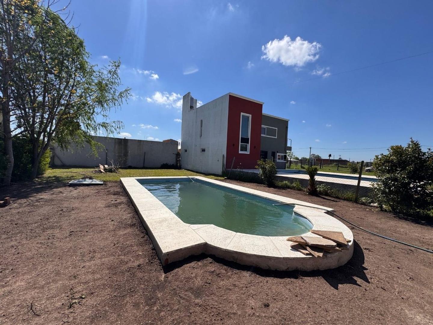 Casa Venta 1 año 2 ambientes, 1 cochera, 370m2, Calle , Florencio ...