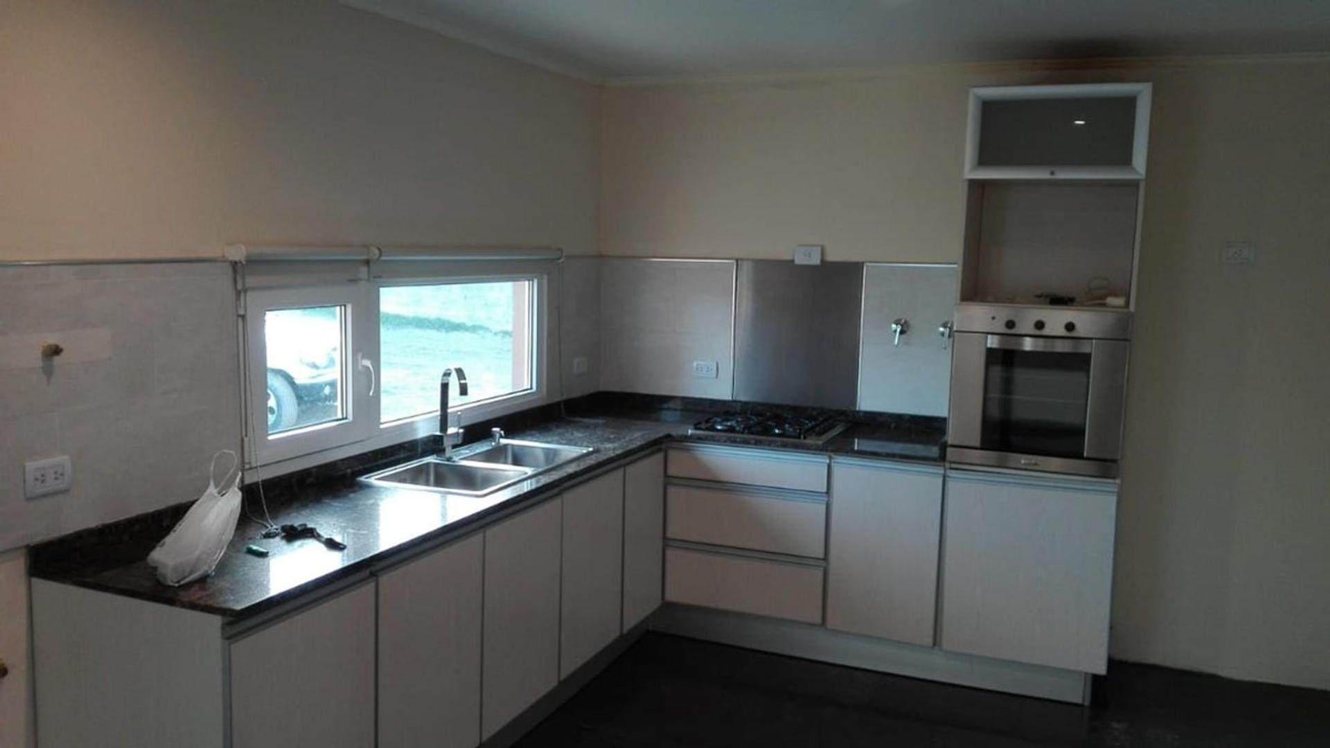 Venta Casa 11 años 3 dormitorios, 162m2, , Comodoro Rivadavia ...