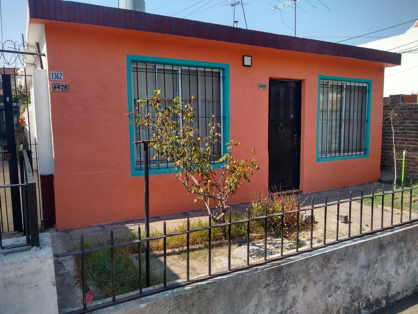 Venta Casa 2 dormitorios a estrenar, 80m2, Oeste, Serrano 1300, Jose ...