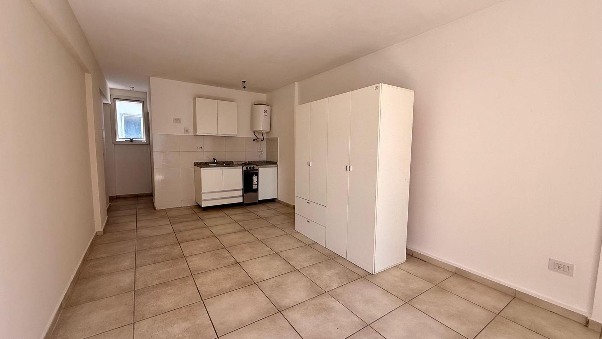 Departamento Alquiler monoambiente 8 años, 33m2, con balcón, Cafferata Y Rioja, Echesortu ...