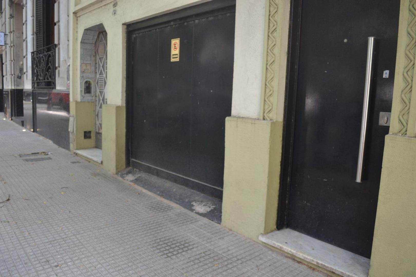 PH Venta 3 ambientes 37 años, 50m2, Thompson 700, Caballito | Argenprop