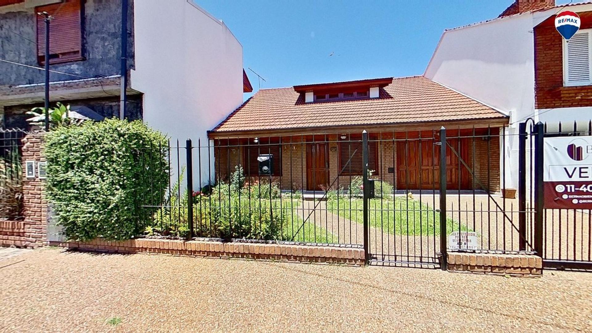 Venta Casa 46 años 3 dormitorios, 98m2, 1 cochera, Doctor Enrique ...