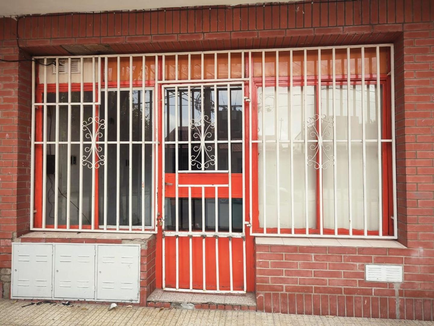 Alquiler Local, 37 años, Hernandarias 3200, Santa Fe | Argenprop