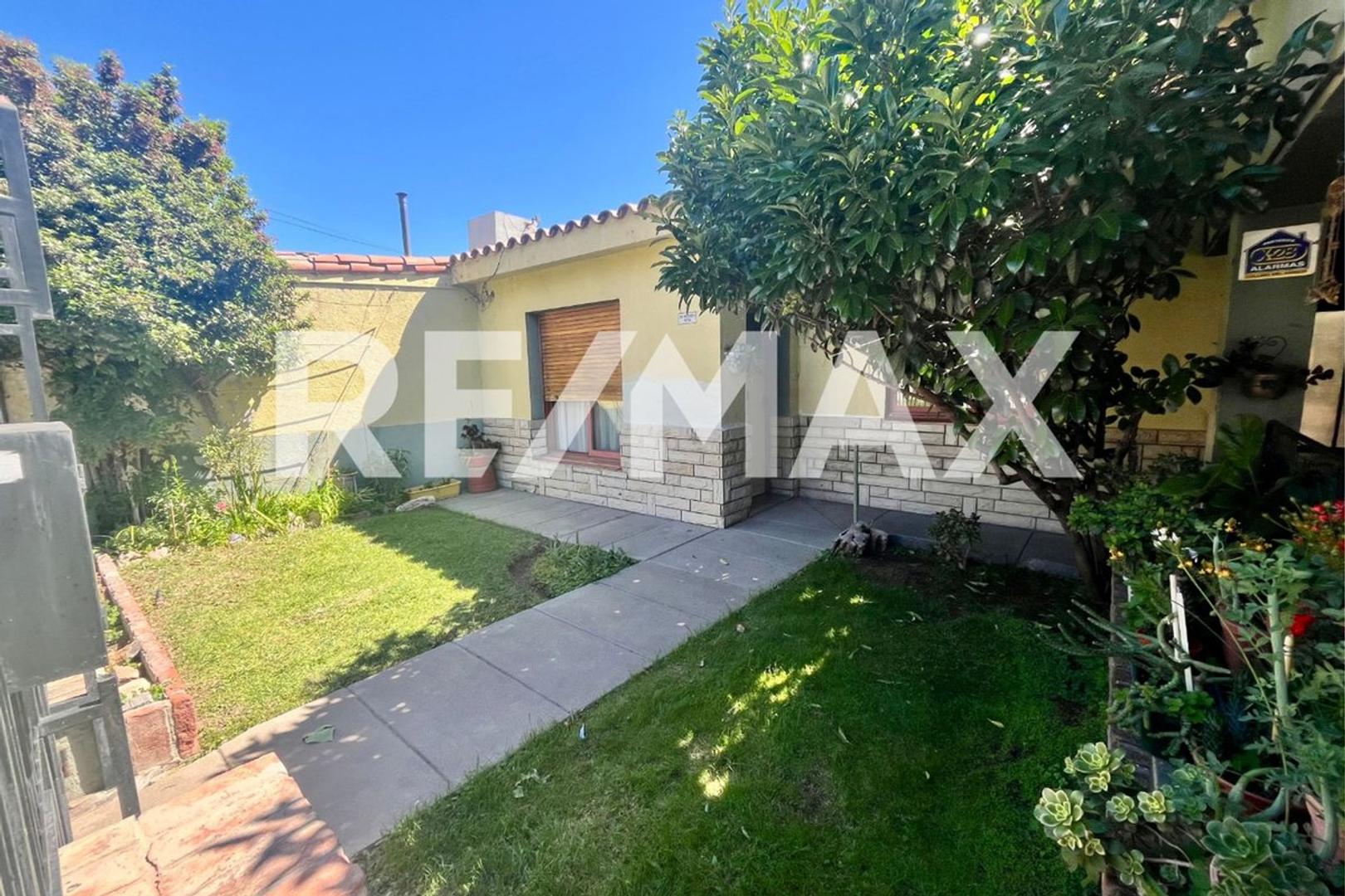 Casa Venta 7 ambientes 26 años, 194m2, 2 cocheras, Río Mocoretá 600 ...