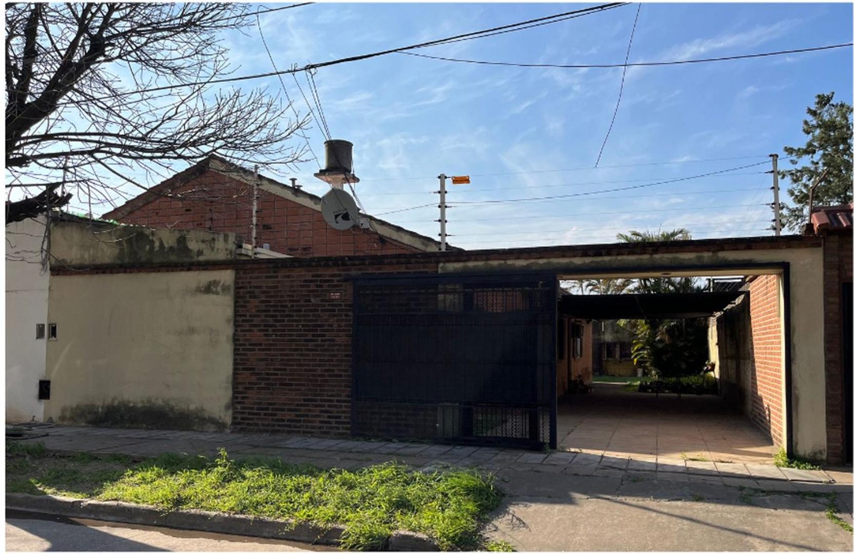 Venta Casa 3 dormitorios 46 años, 124m2, 1 cochera, Calle Río Negro ...