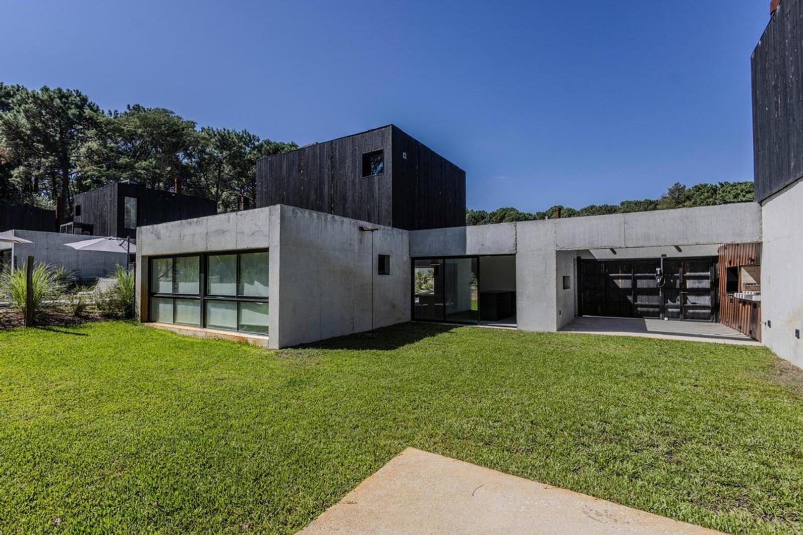 Casa Alquiler 2 años 4 ambientes, 161m2, 2 cocheras, Laguna Del Diario ...