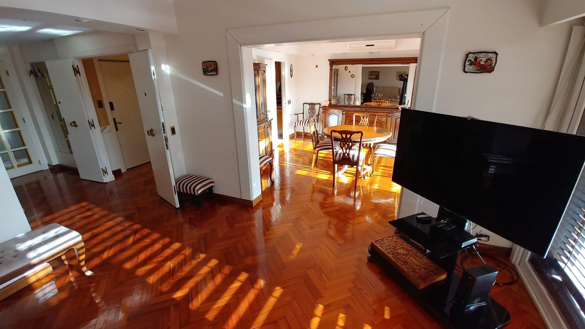 Departamento Venta 55 años 5 ambientes, 1 cochera, 200m2, Republica ...