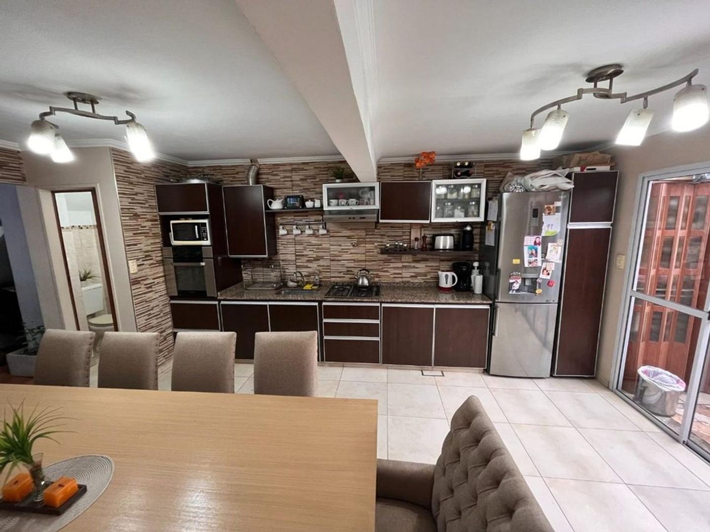Venta Casa 7 años 2 dormitorios, 85m2, Alcalde González Barbosa 400 ...
