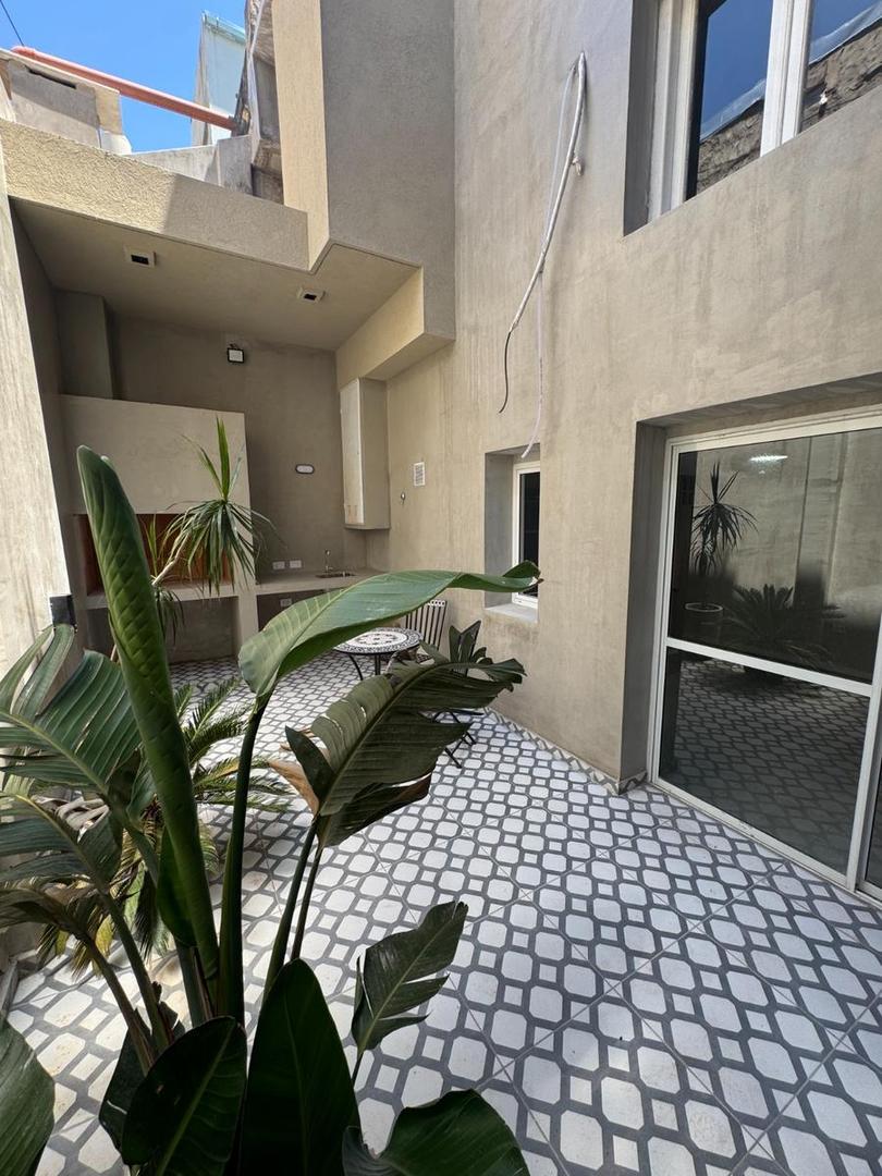 Venta Casa 2 dormitorios a estrenar, 1 cochera, 120m2, Tucumán 2500 ...