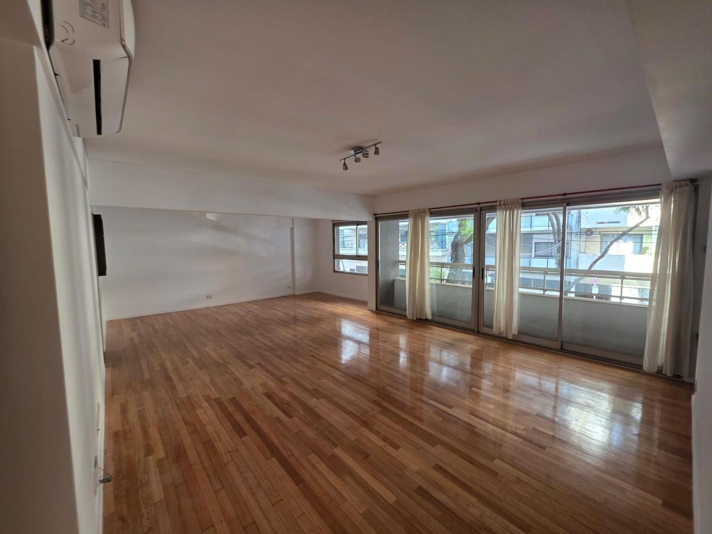 Departamento Venta 19 años 5 ambientes, Frente, 1 cochera, Cuba 2800 ...