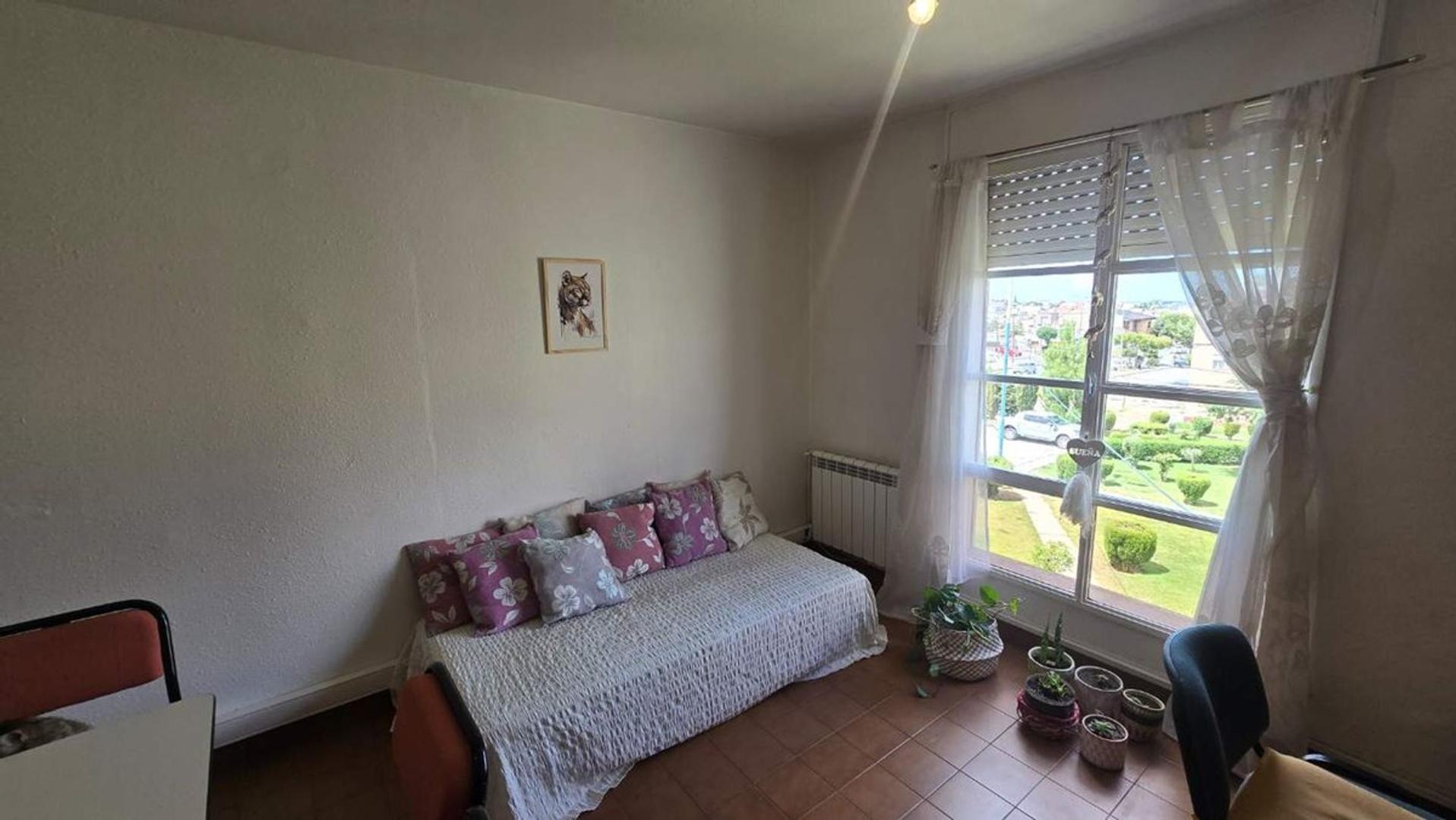 Venta Departamento 2 dormitorios 36 años, 1 cochera, 54m2, Avenida John ...