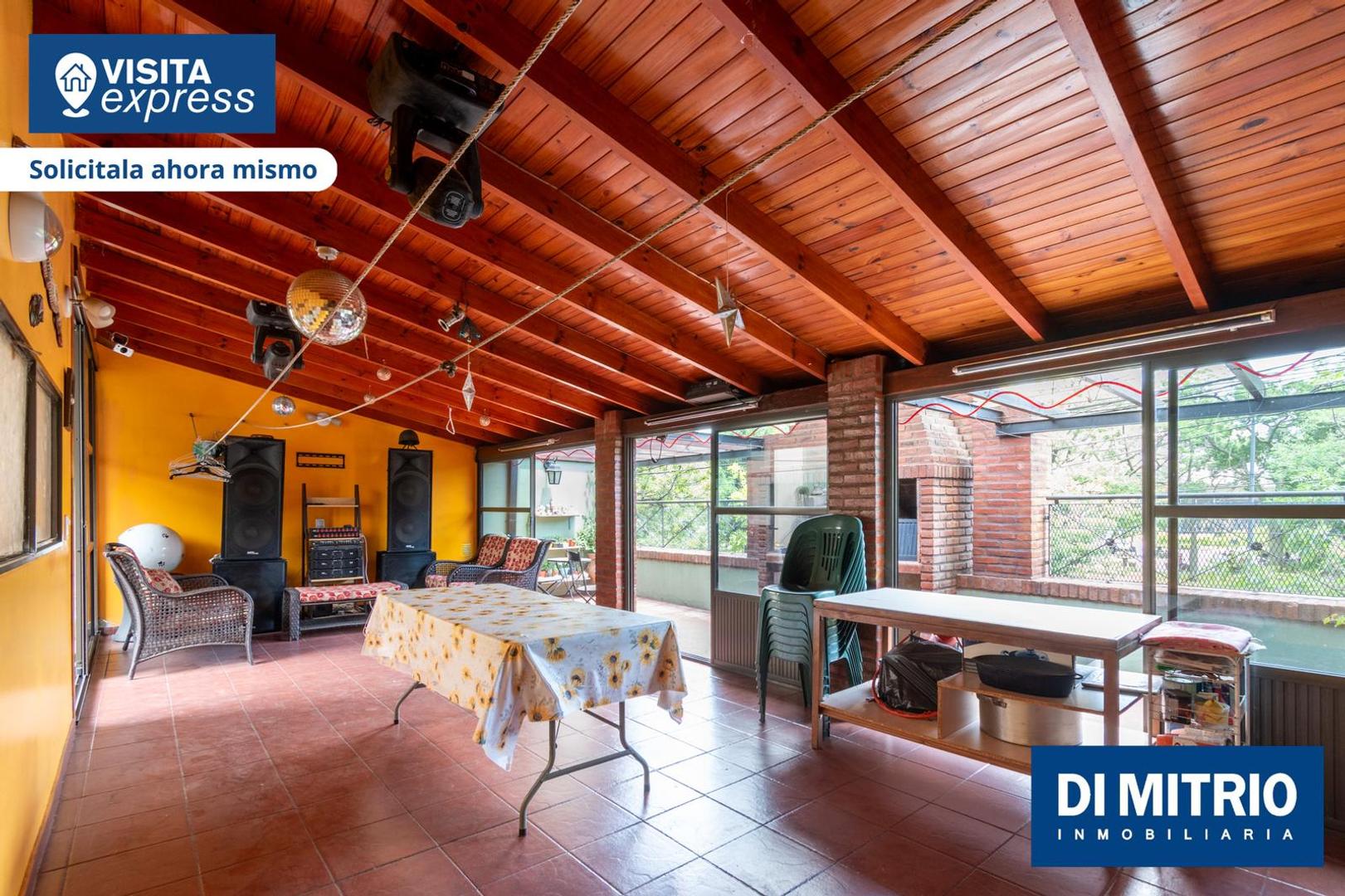 Venta Casa 30 años 6 dormitorios, 186m2, con balcón, Dr. Enrique ...