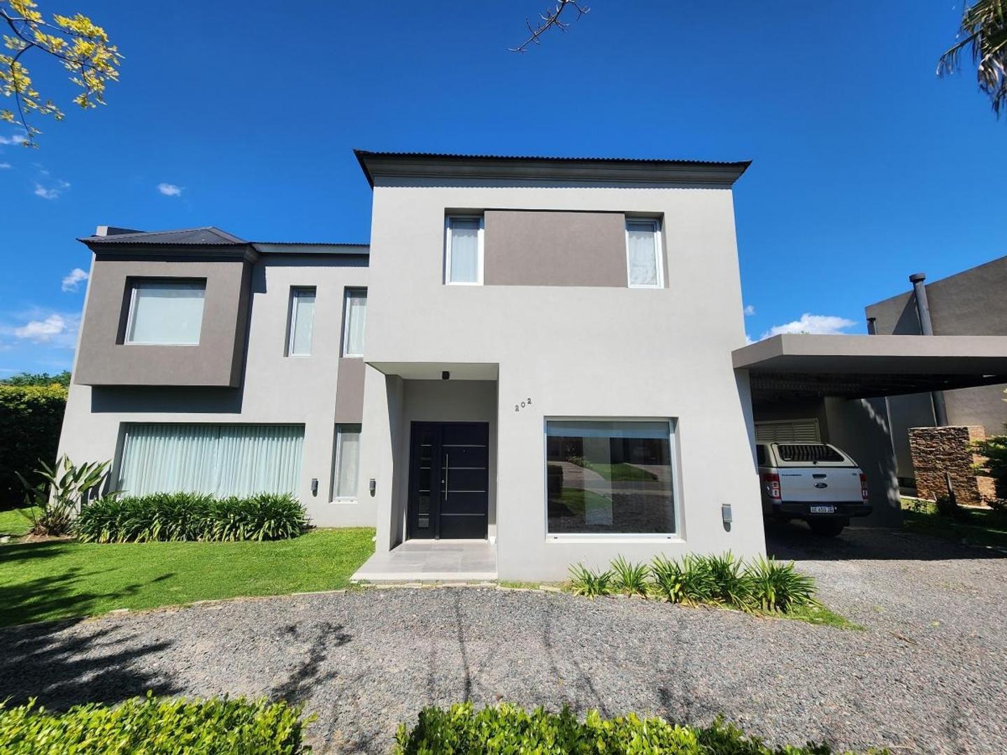 Alquiler Casa 3 años 4 dormitorios, 300m2, Este, Conrado N. Roxlo 100 ...