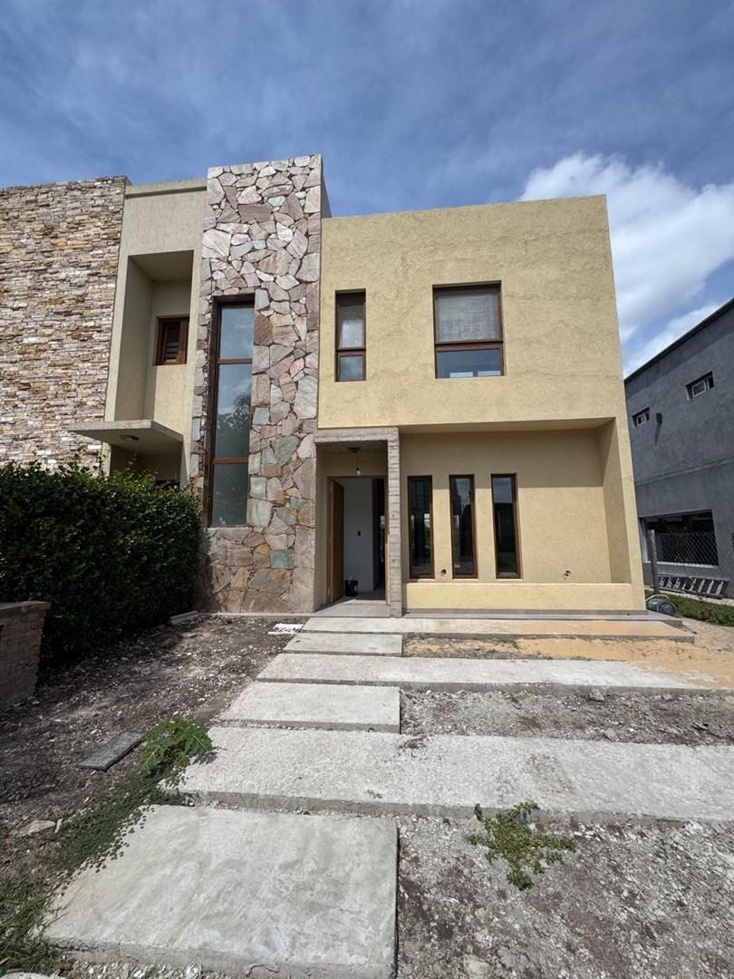 Casa Venta 3 ambientes a estrenar, 135m2, La Josefina - Chubut 1600 ...