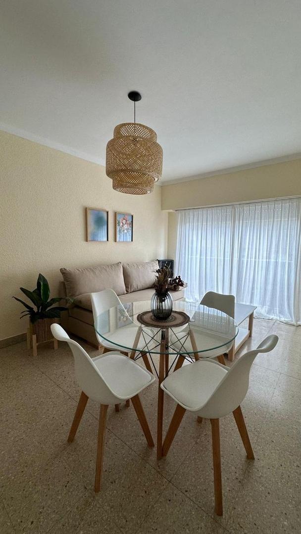 Venta Departamento 45 años 1 dormitorio, 43m2, con balcón, Entre Rios ...