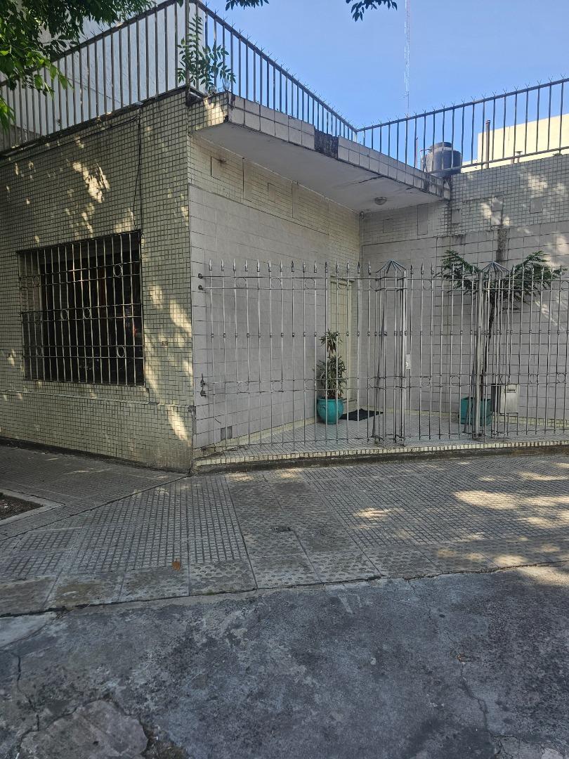 Venta Terreno, 180m2, Tres Arroyos 700, Villa Crespo | Argenprop