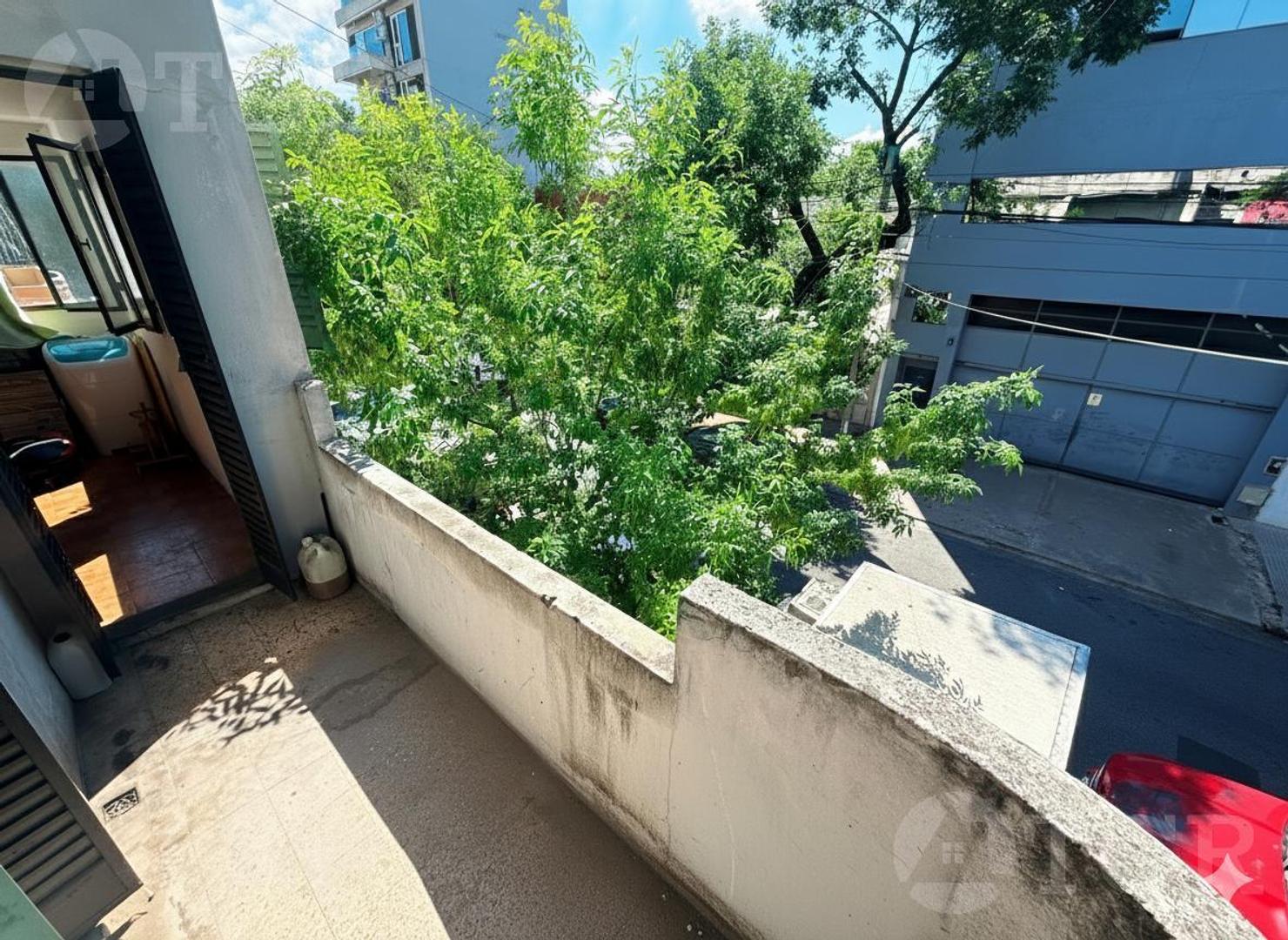 Venta PH 5 dormitorios 60 años, Frente, Norte, Sunchales 800, Paternal ...