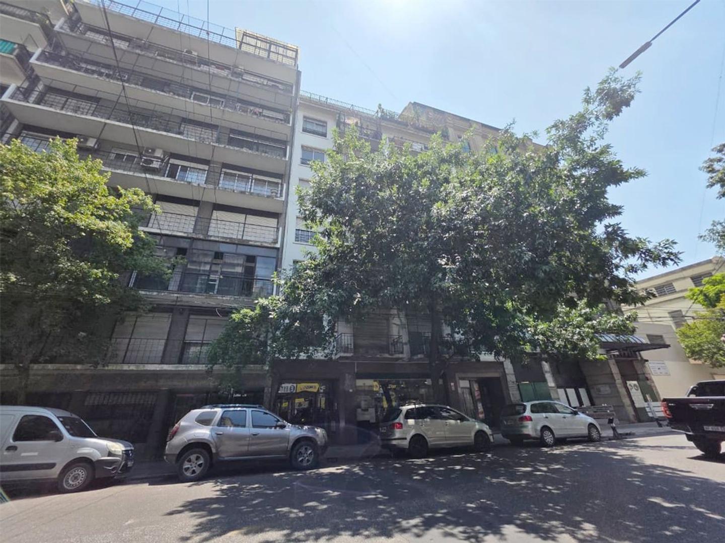 Venta Departamento 56 años 3 dormitorios, 97m2, con balcón, Rosario 400, Caballito | Argenprop