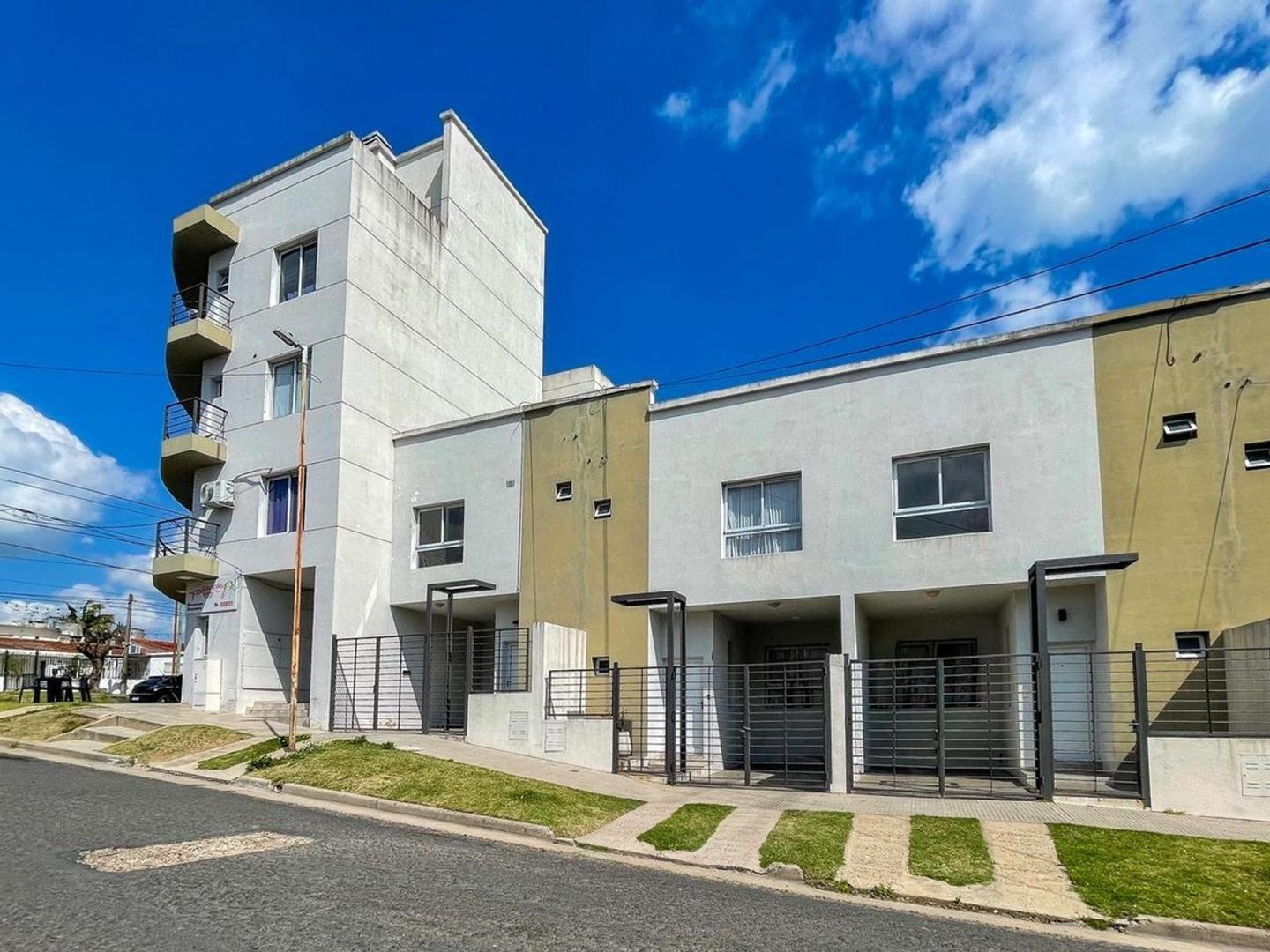 Departamento Venta 3 ambientes 14 años, 78m2, 1 cochera, Gobernador ...