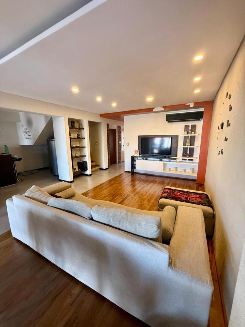 Venta Casa 4 dormitorios, 178m2, 2 cocheras, Pacífico Rodríguez 5400 ...