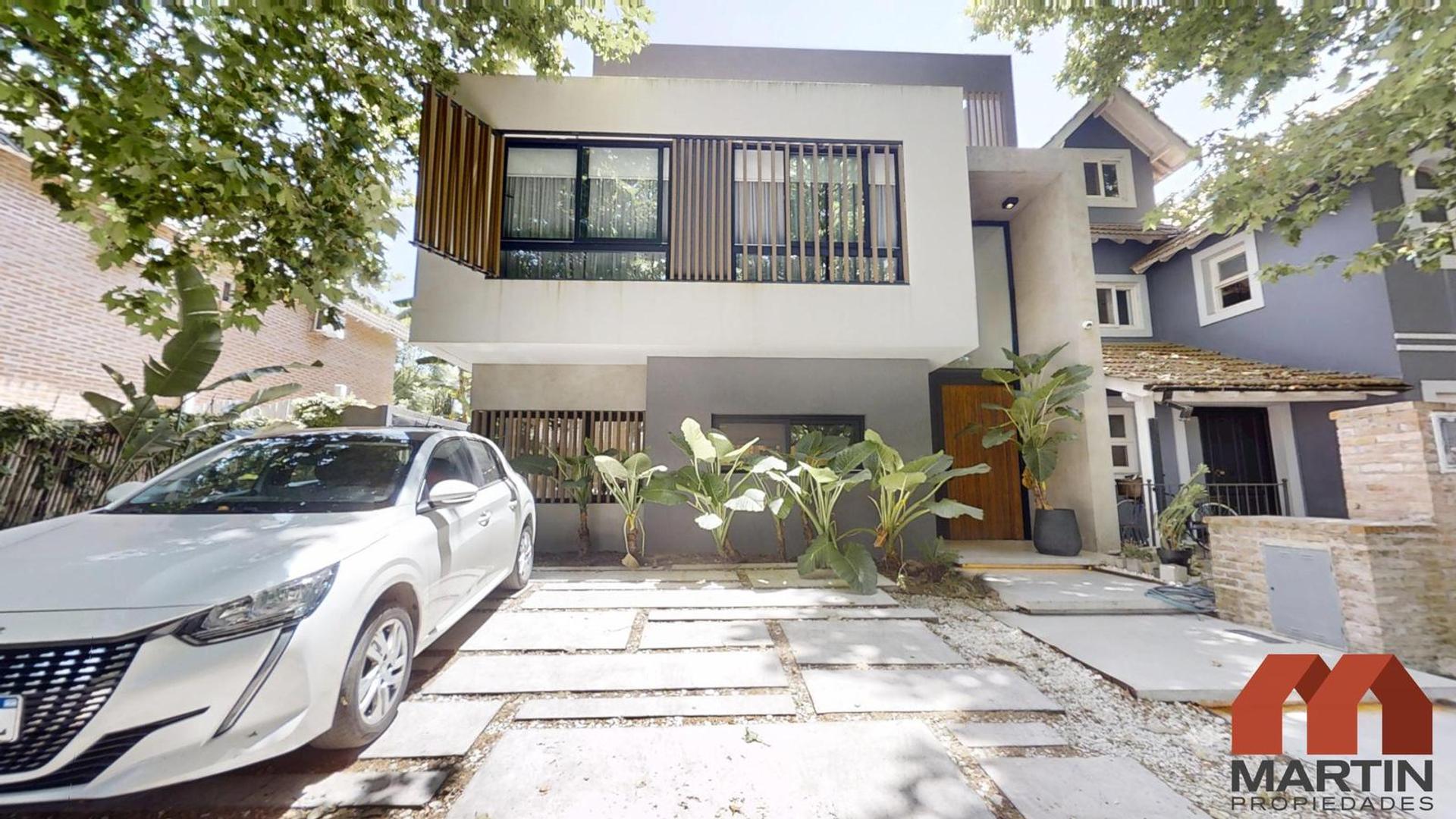 Casa Venta 7 años 5 ambientes, 1 cochera, 290m2, Santa Rosa 2800 "La ...