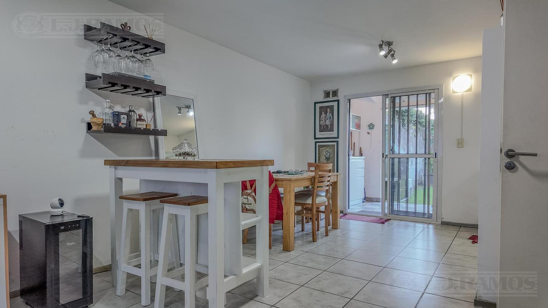 Venta PH a estrenar 2 dormitorios, 74m2, 1 cochera, Calle Solís - Tigre ...