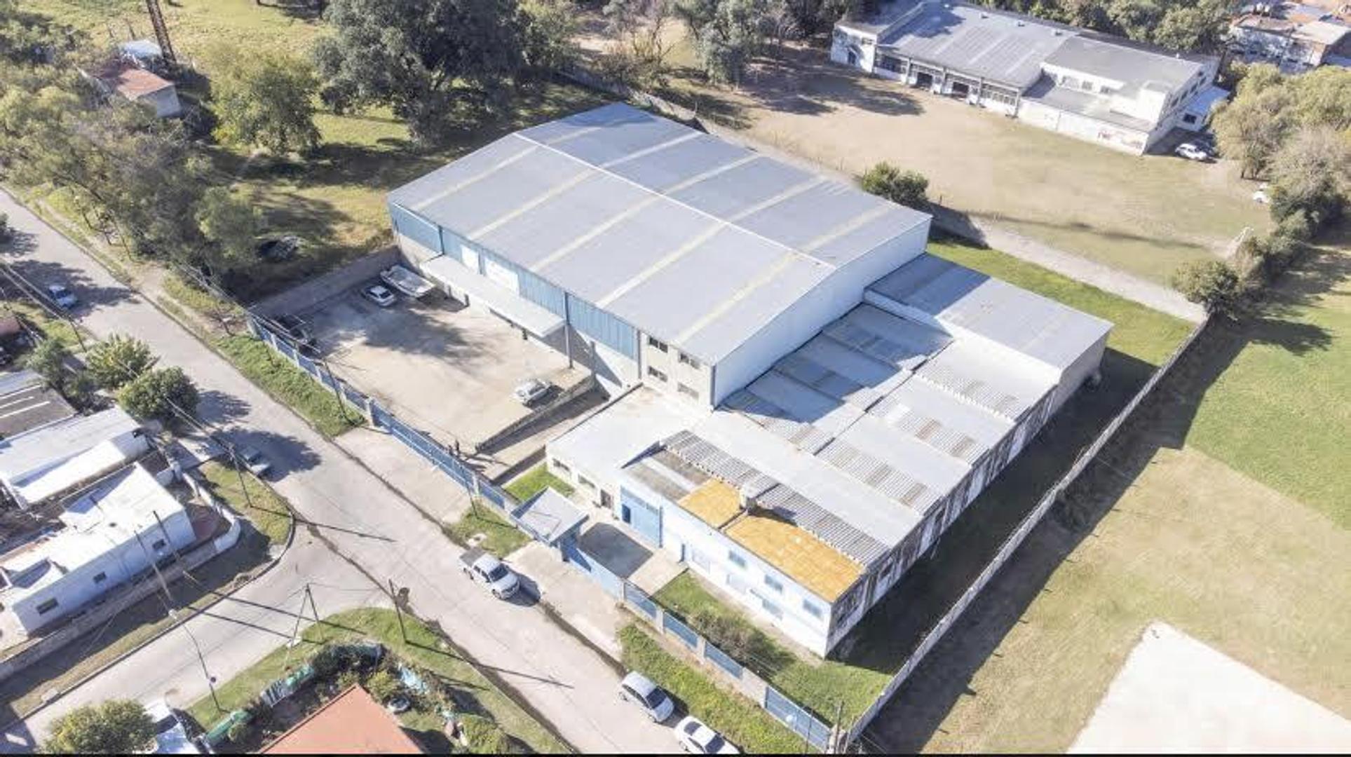 Venta Galpon, 2707m2, 6 años, Carlos Delcasse 2800, Ricardo Rojas ...