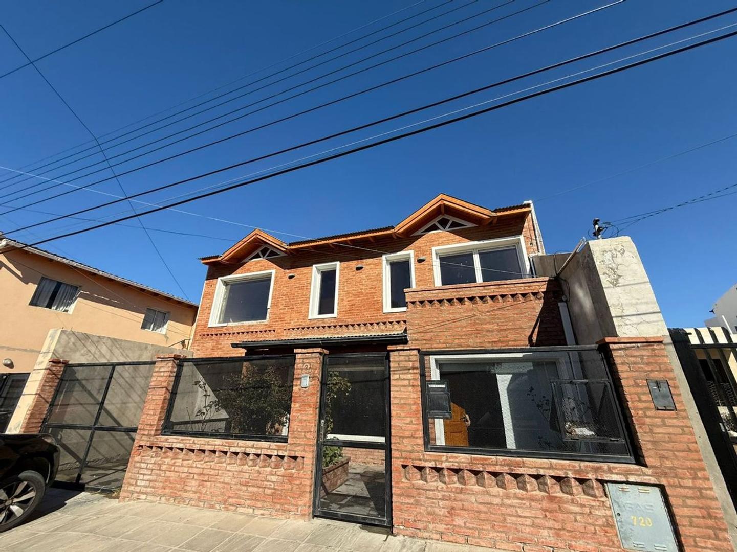 Casa Venta 20 años 6 ambientes, 275m2, Jose Maria Rodrigo 700, Comodoro ...