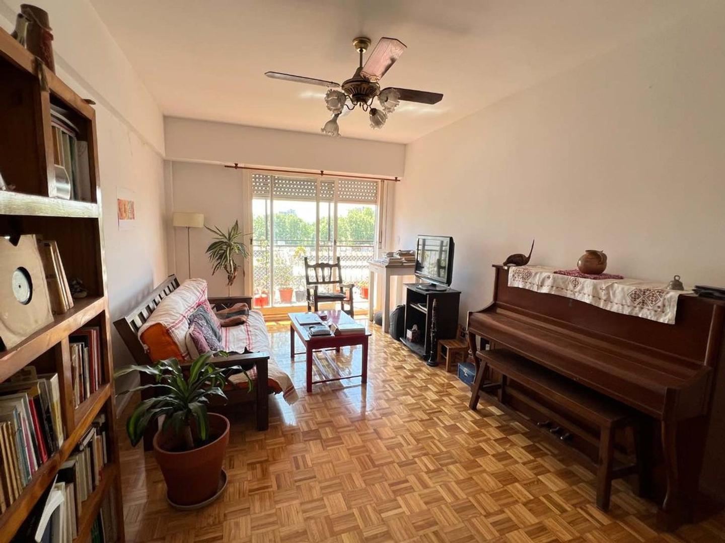 Departamento Venta 4 ambientes 46 años, 74m2, con balcón, Espinosa 2300 ...